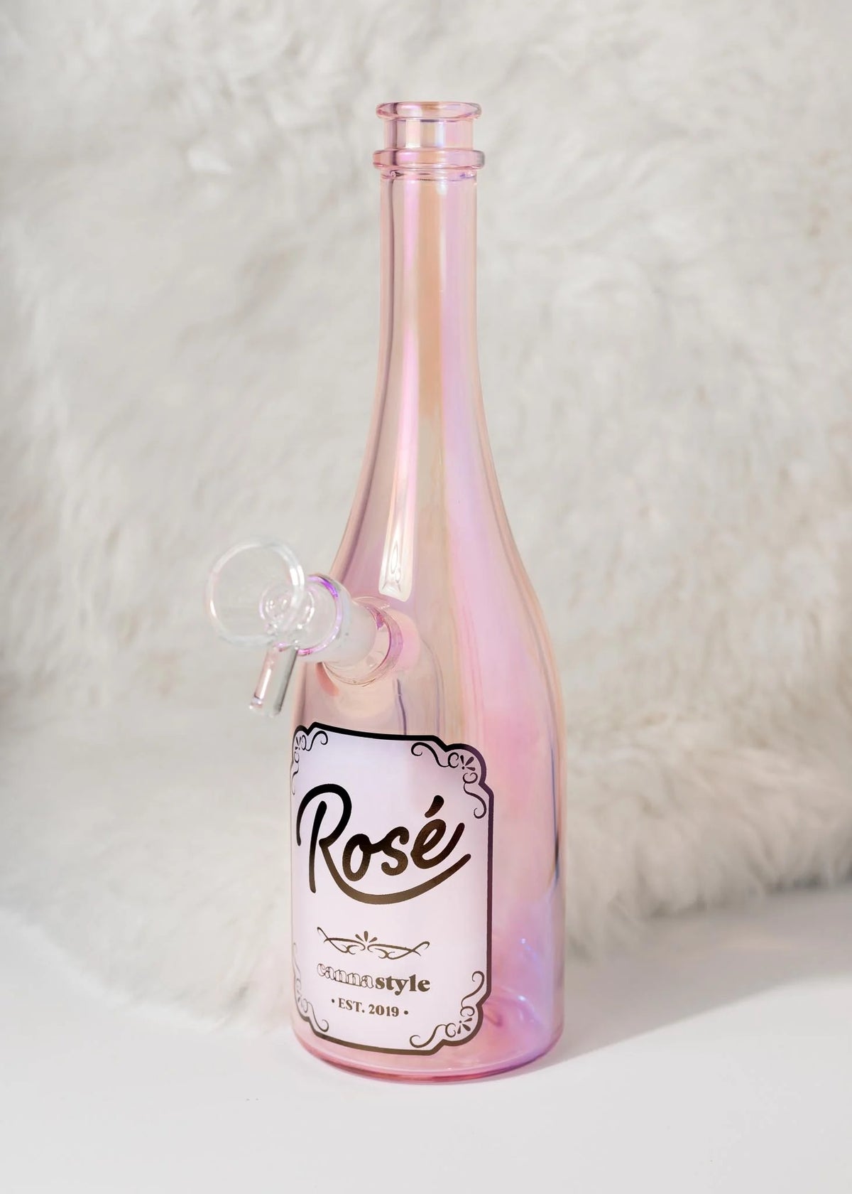 Canna Style ROSÉ WINE BOTTLE BONG — Happy Buds Brooklyn