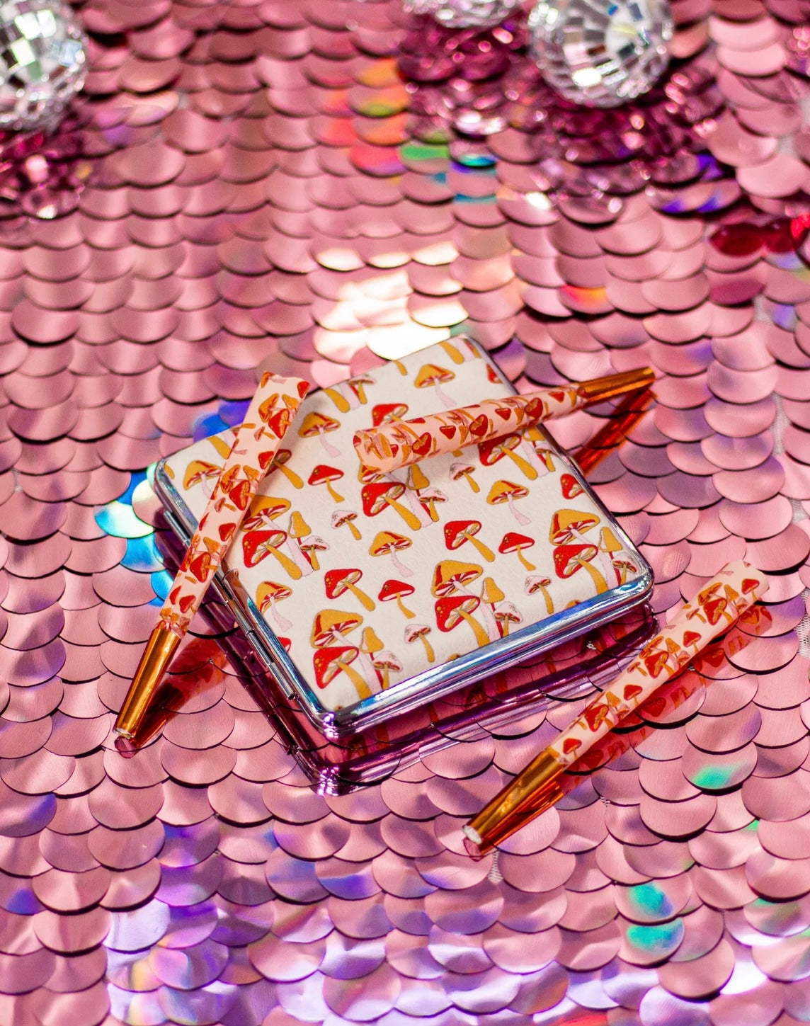 BURNING LOVE Mushroom Cig Case — Happy Buds Brooklyn