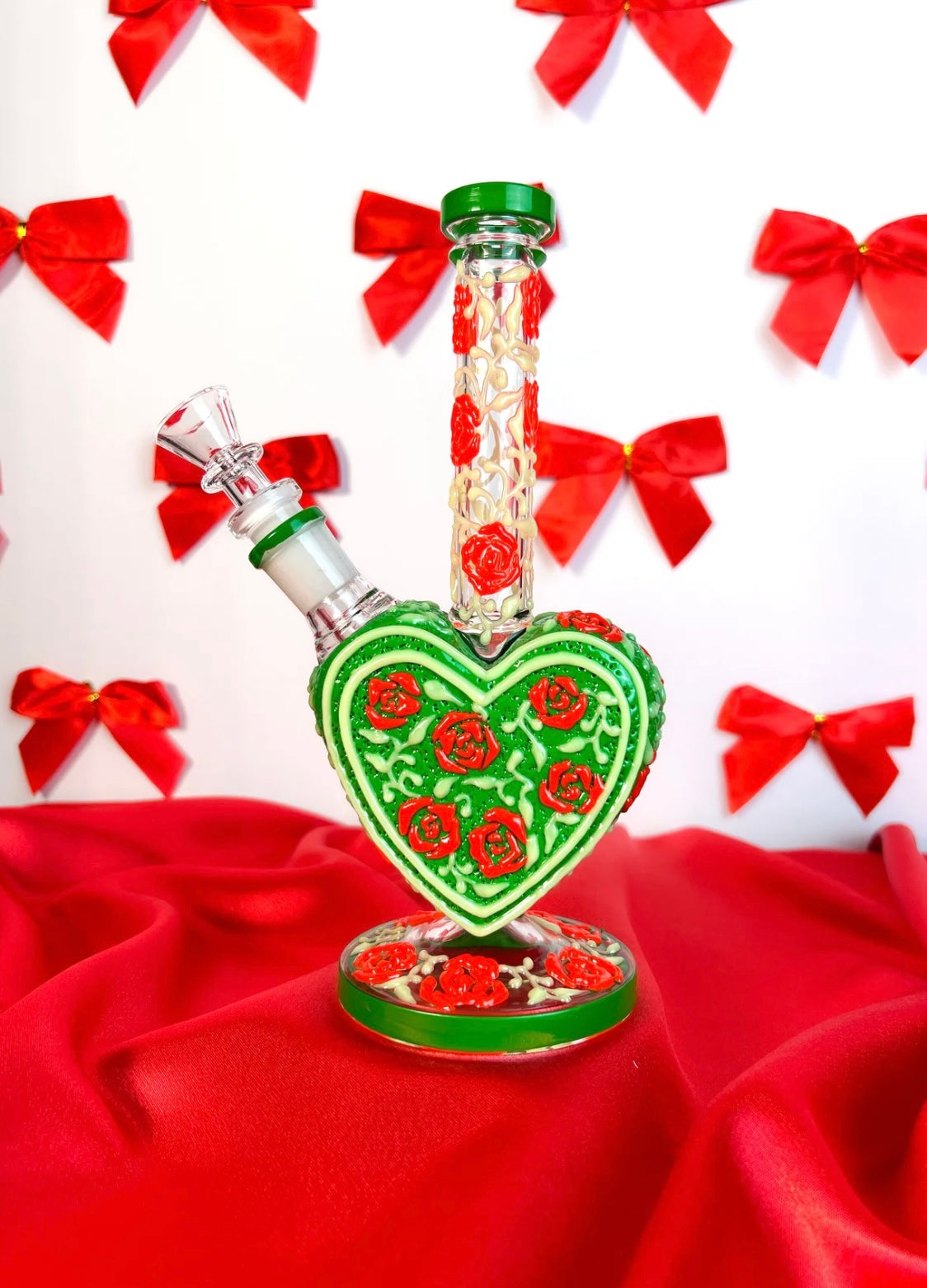 BURNING LOVE Secret Garden Glow In The Dark Bong — Happy Buds Brooklyn